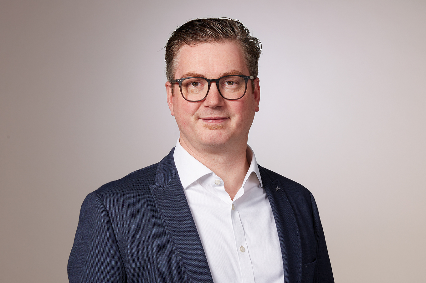 Expertenrat für Ihre Wünsche: Kontaktieren Sie unser Team